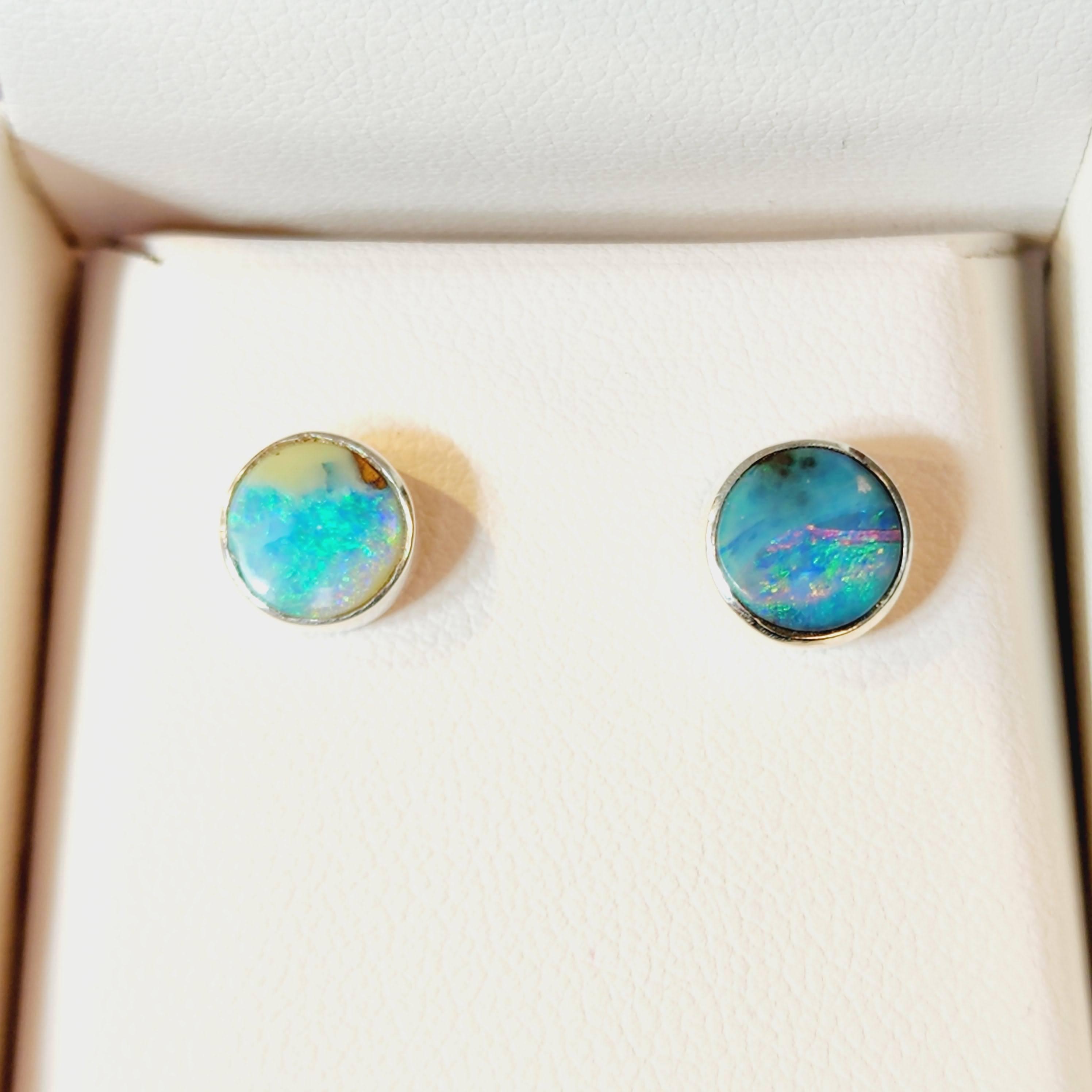 Very Cool Man's Pendant Unique Solid Opal Pendant - Chunky simple gold ...